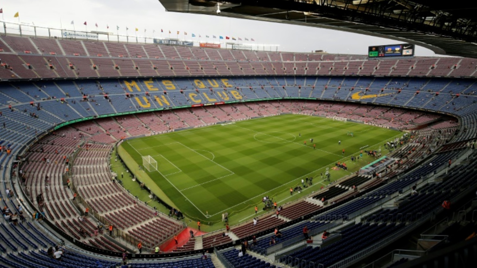 برشلونة يجمع 1.45 مليار يورو لإعادة بناء ملعب كامب نو