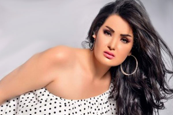 سما المصري في عرض مسرحي