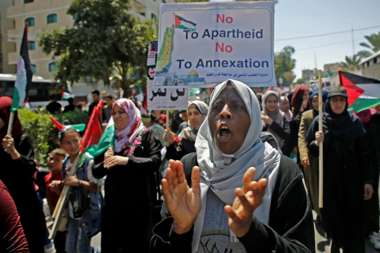 آلاف الفلسطينيين يتظاهرون في قطاع غزة ضد مخطط الضم